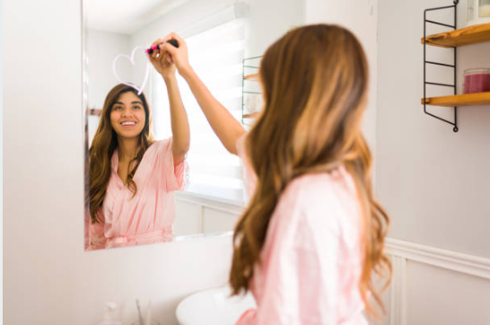 The Influence of Social Media on Beauty Standards - Free Bunni